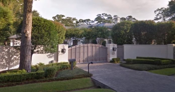 Joel Osteen's House: Characteristics, History, and More