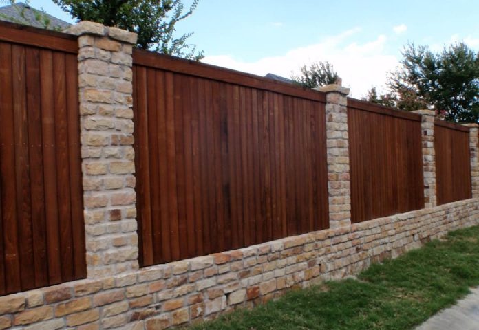 15 Creative Brick Fence Ideas to Boost Curb Appeal (2024)