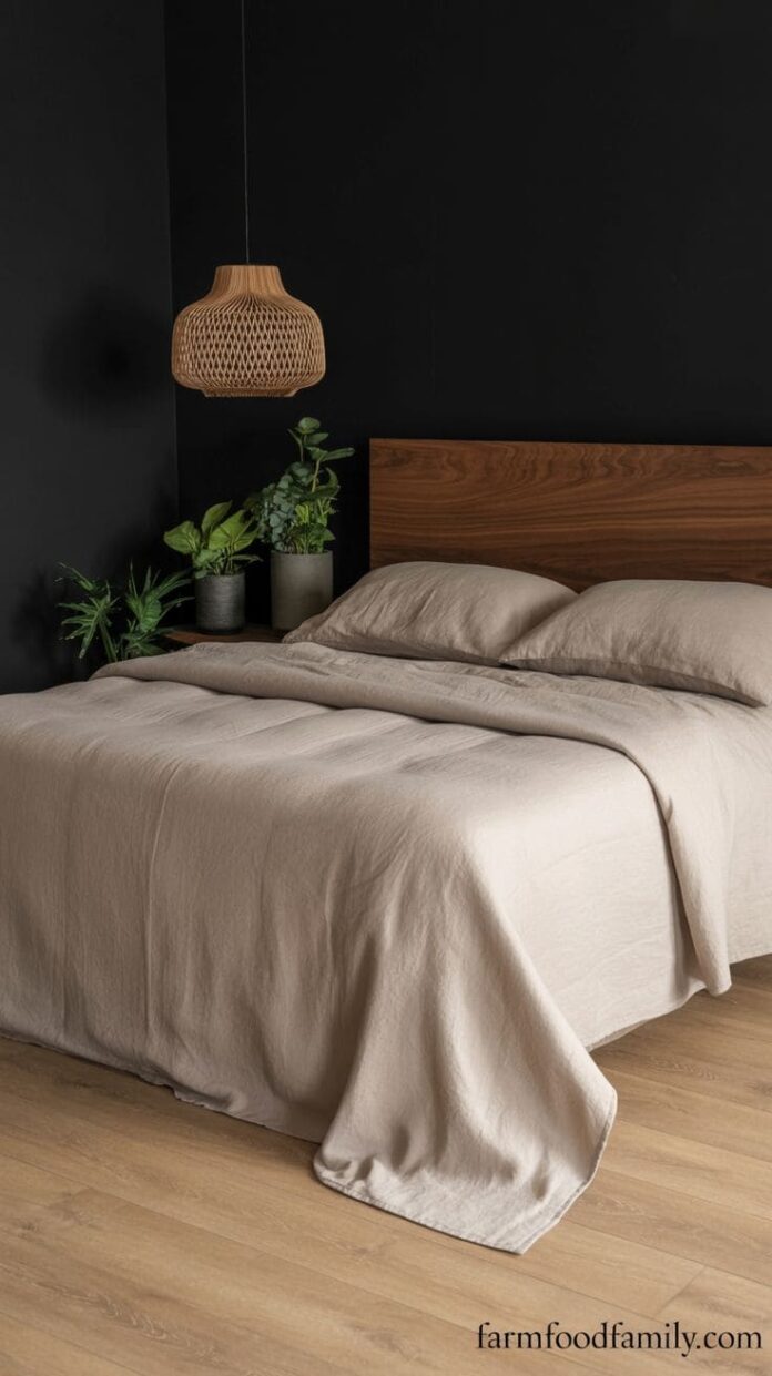 45+ Cozy Black Bedroom Ideas for the Ultimate Comfort (2026)