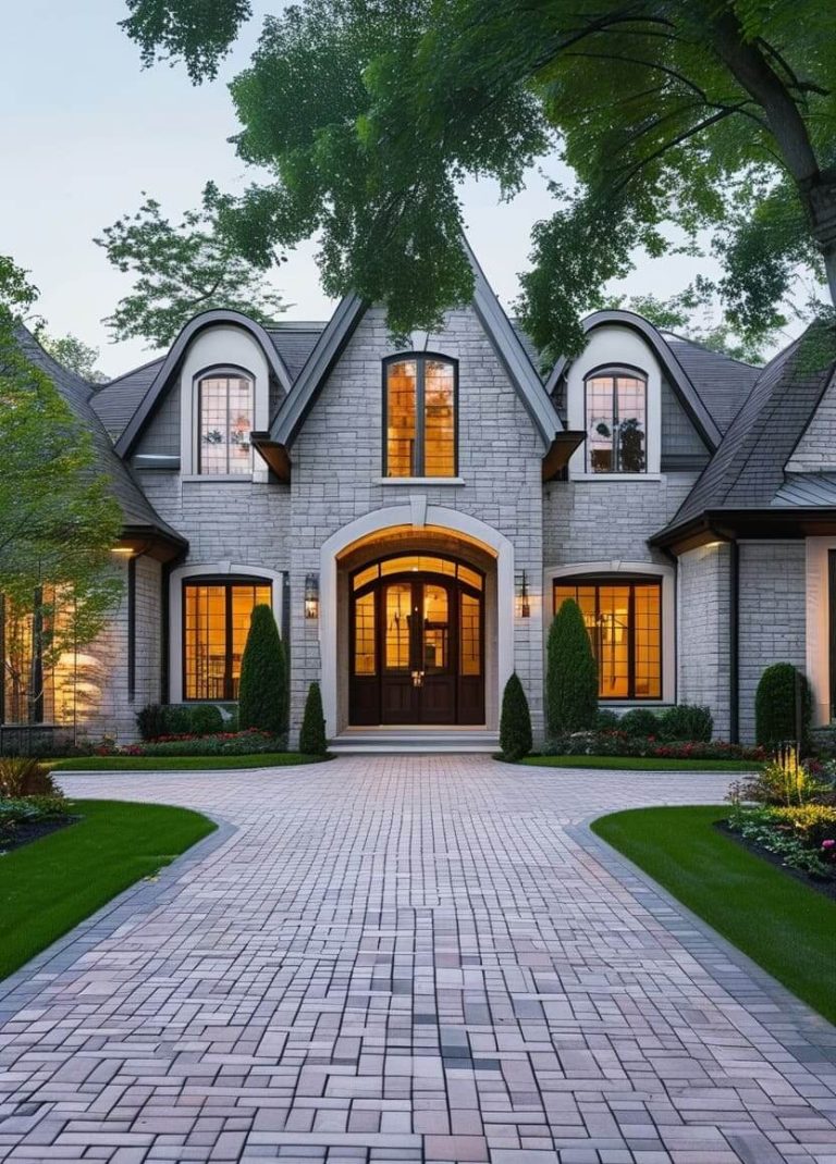 20 Unique Herringbone Driveway Ideas to Boost Your Curb Appeal (2024)