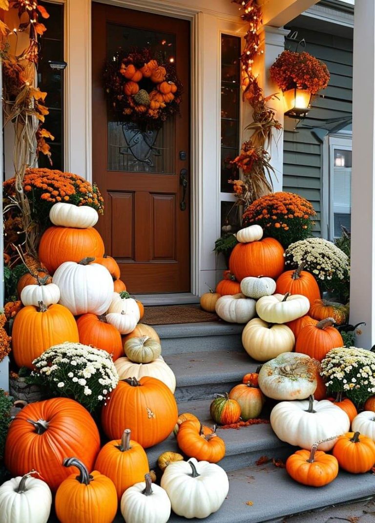 25 Stunning Fall Entryway Decor Ideas That Will Wow Your Guests (2024)