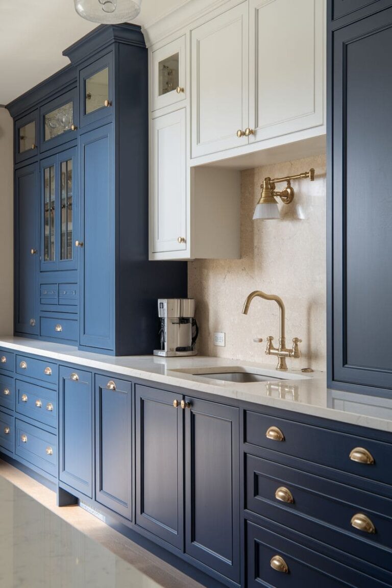 60+ Bold Blue Kitchen Cabinet Ideas for a Modern Makeover (2025)