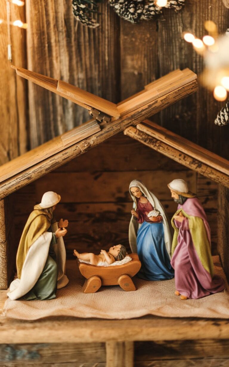40+ Stunning Nativity Set Display Ideas for a Festive Home This Season ...