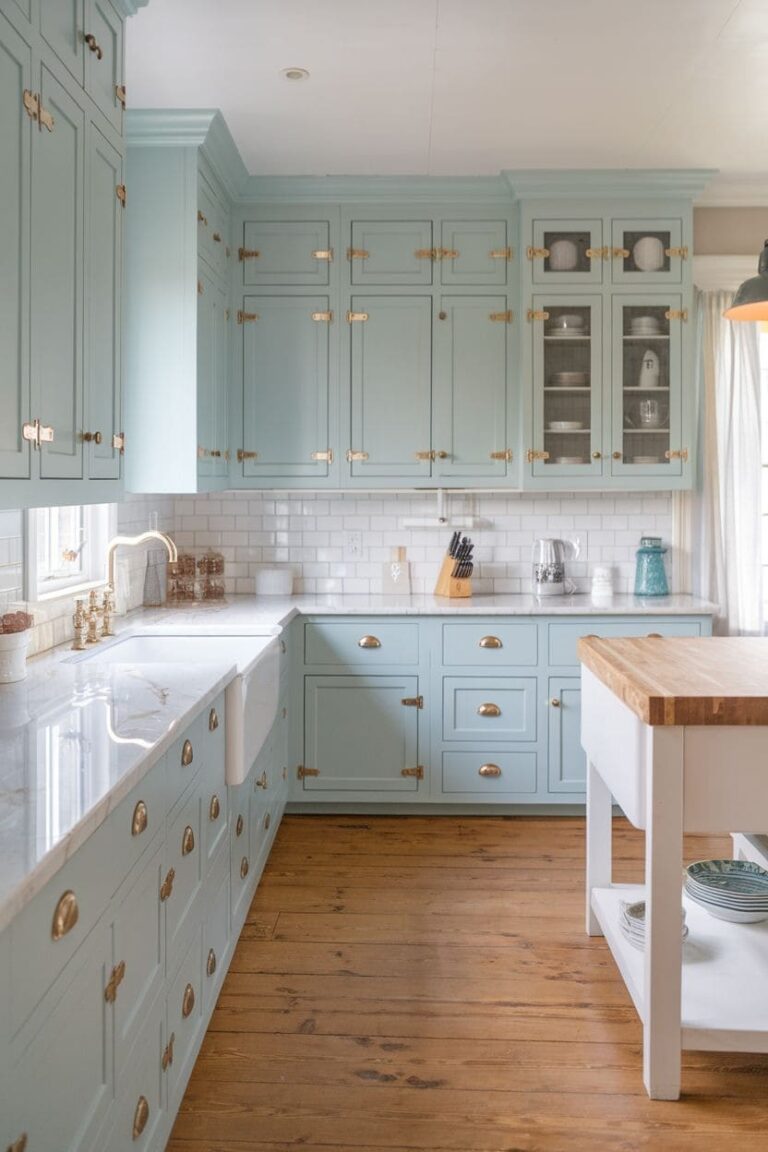 60+ Bold Blue Kitchen Cabinet Ideas for a Modern Makeover (2025)