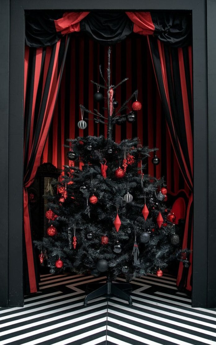 40+ Elegant Black Christmas Tree Ideas You’ll Love This Holiday (2025)