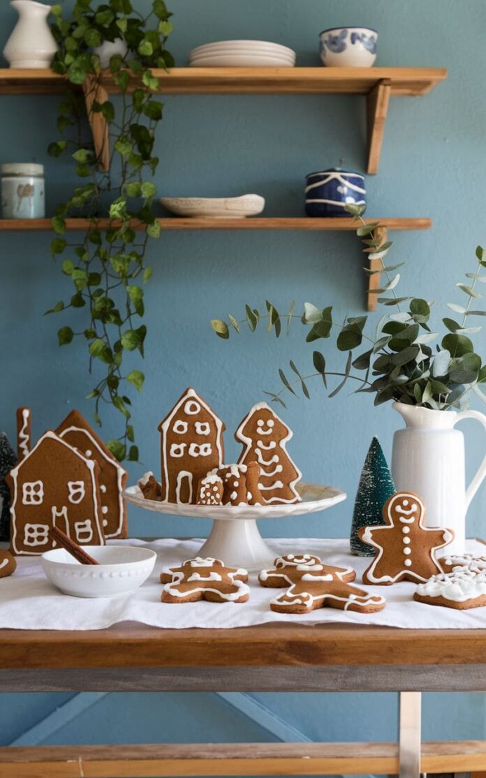 40+ Stunning Gingerbread Kitchen Decor Ideas That Scream Christmas (2025)