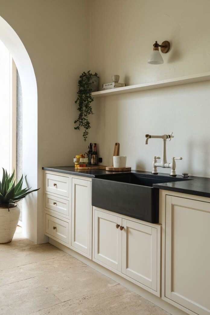 60+ Elegant Timeless Kitchen Decor Ideas That Never Go Out of Style (2026)