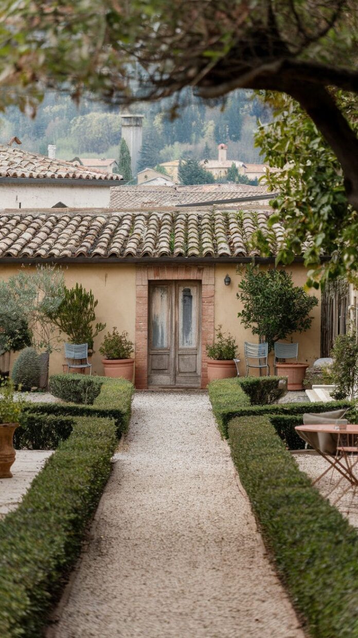 40+ Dreamy Italian Backyard Ideas That Will Transport You to Tuscany ...